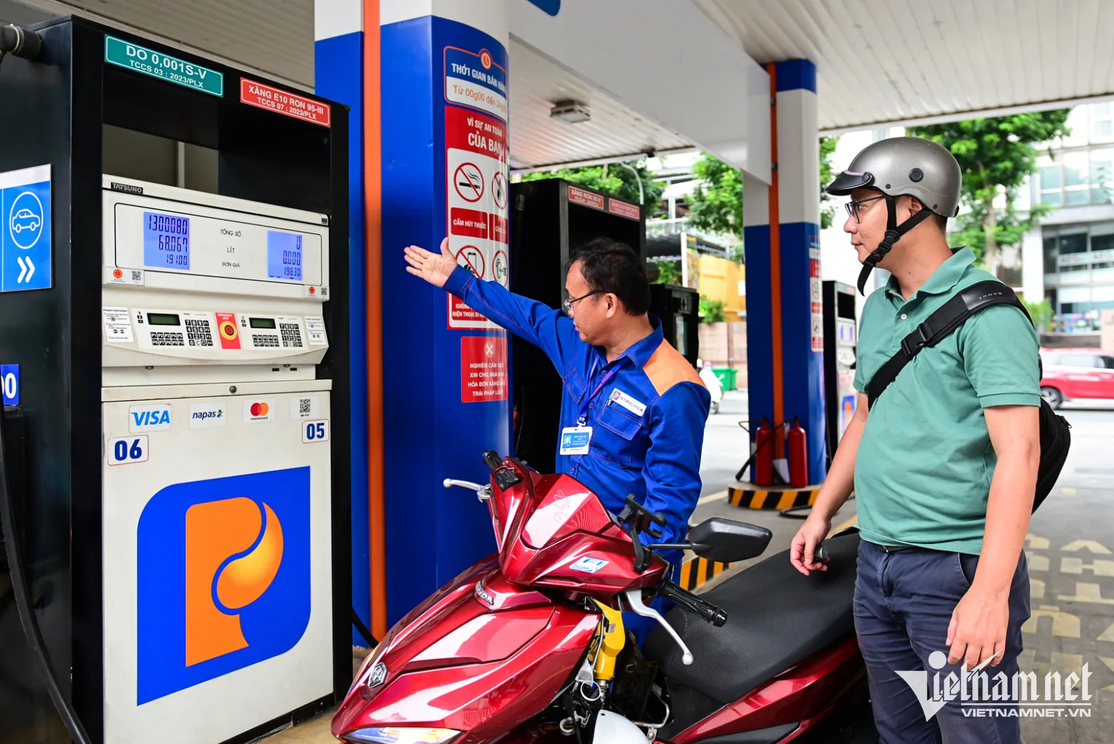 Giá xăng dầu hôm nay 9/4: Bảng giá xăng dầu Petrolimex, PVOIL, Mipec ...